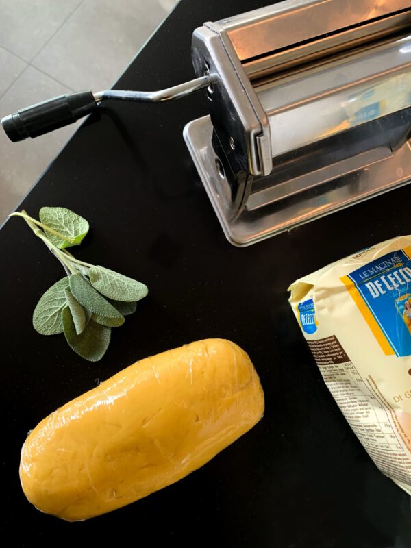 Oma's Oud-Hollandse erwtensoep (snert) recept